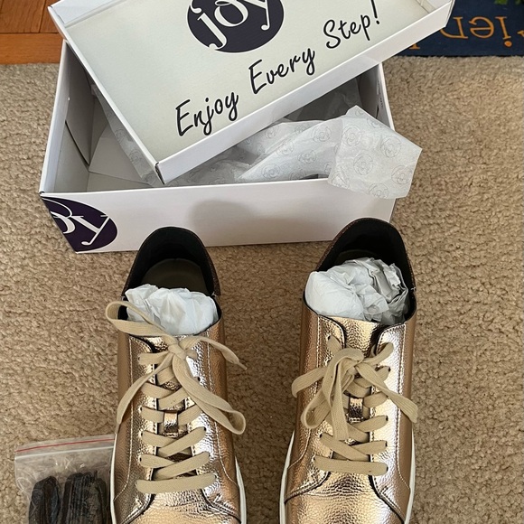 Joy Mangano | Shoes | Joy Mangano Clean Boss Sneakers | Poshmark